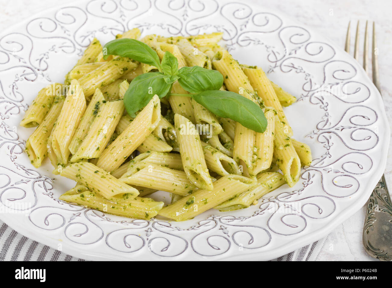 Penne rigate hi-res stock photography and images - Alamy