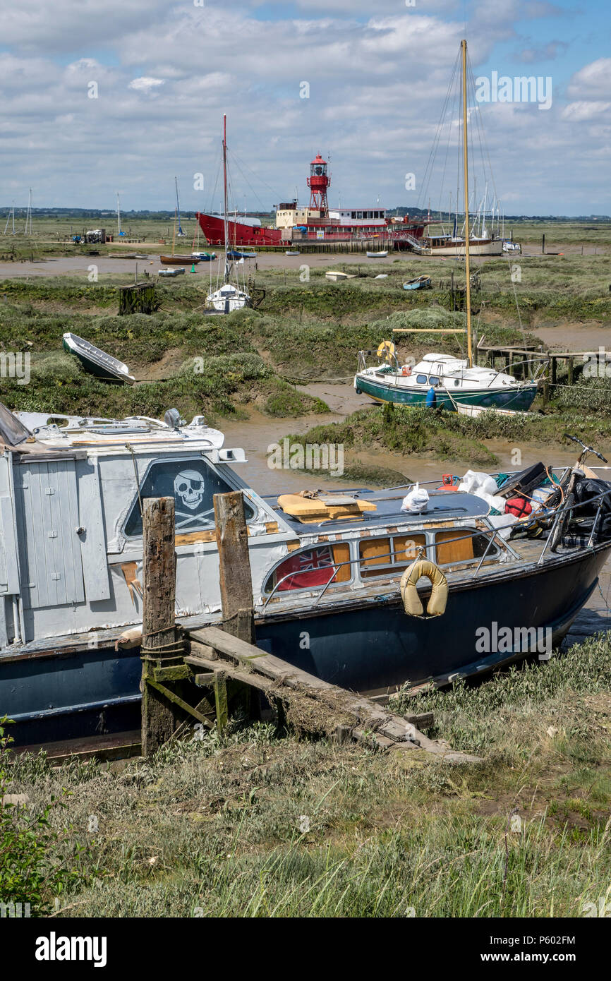 skull and crossbones flag, jolly roger Stock Photo - Alamy