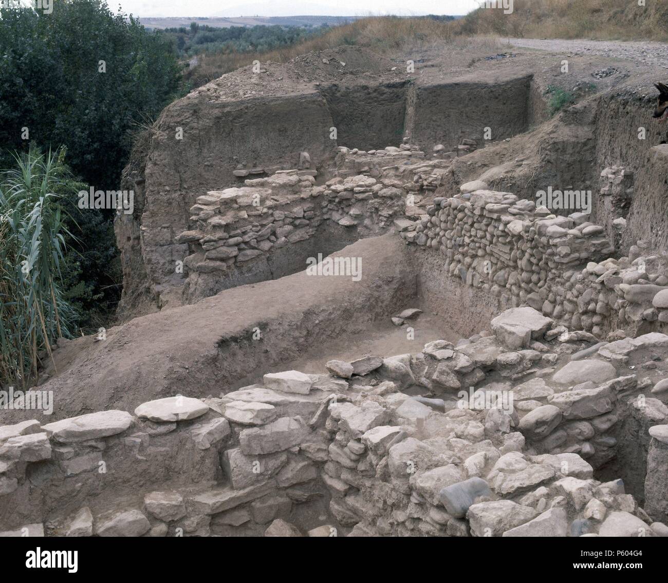 RUINAS DEL PRIMER SANTUARIO DE LA CIUDAD IBERORROMANA DE CASTULO - S ...