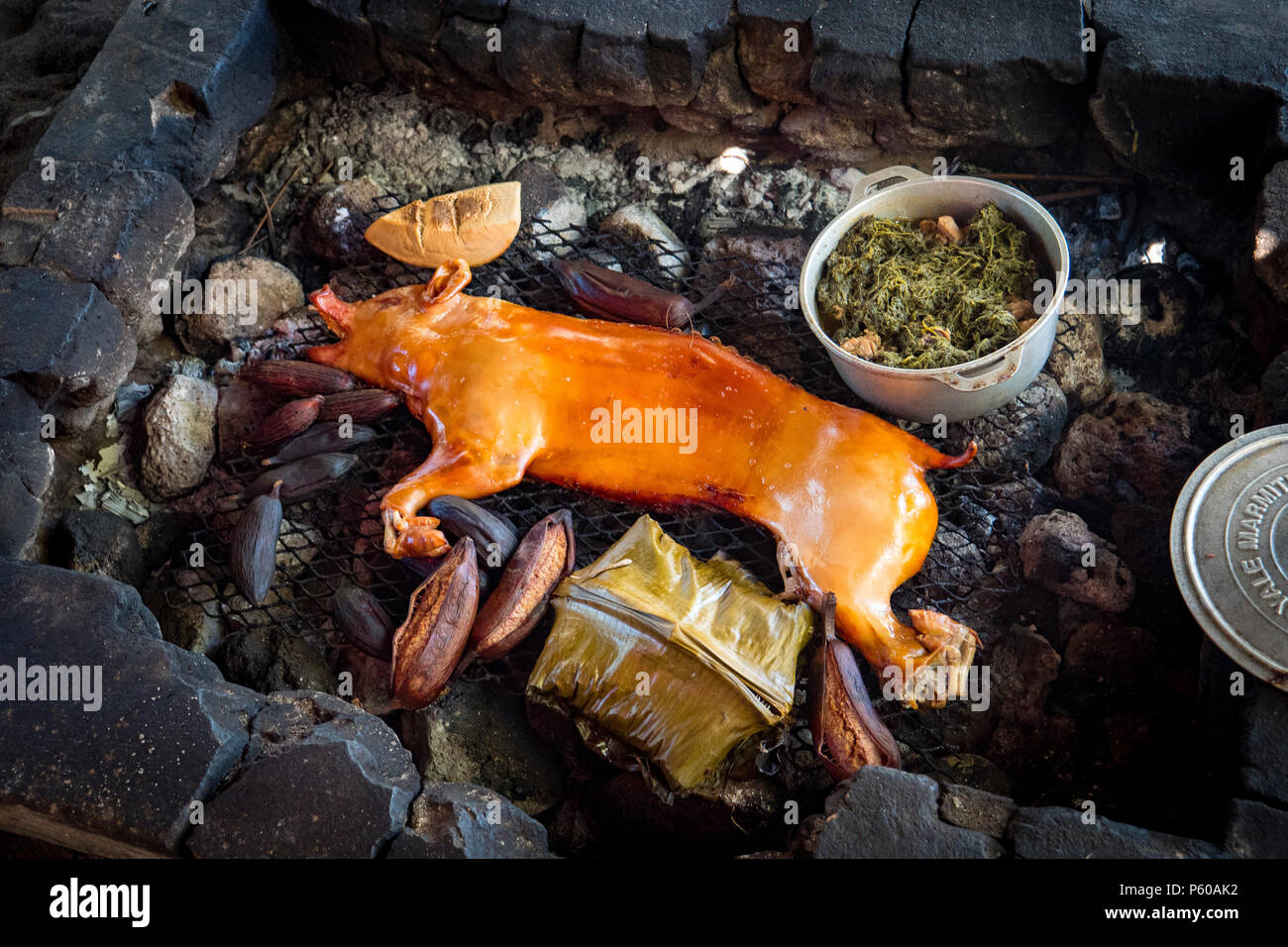 Polynesian feast hi-res stock photography and images - Alamy