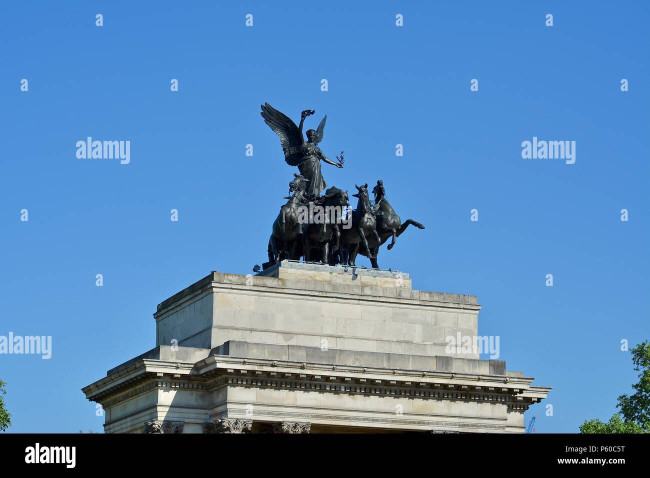 Wellington Arch at Hyde Park Corner, London, UK Stock Photo - Alamy