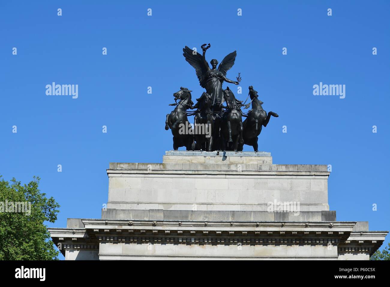 Wellington Arch at Hyde Park Corner, London, UK Stock Photo - Alamy