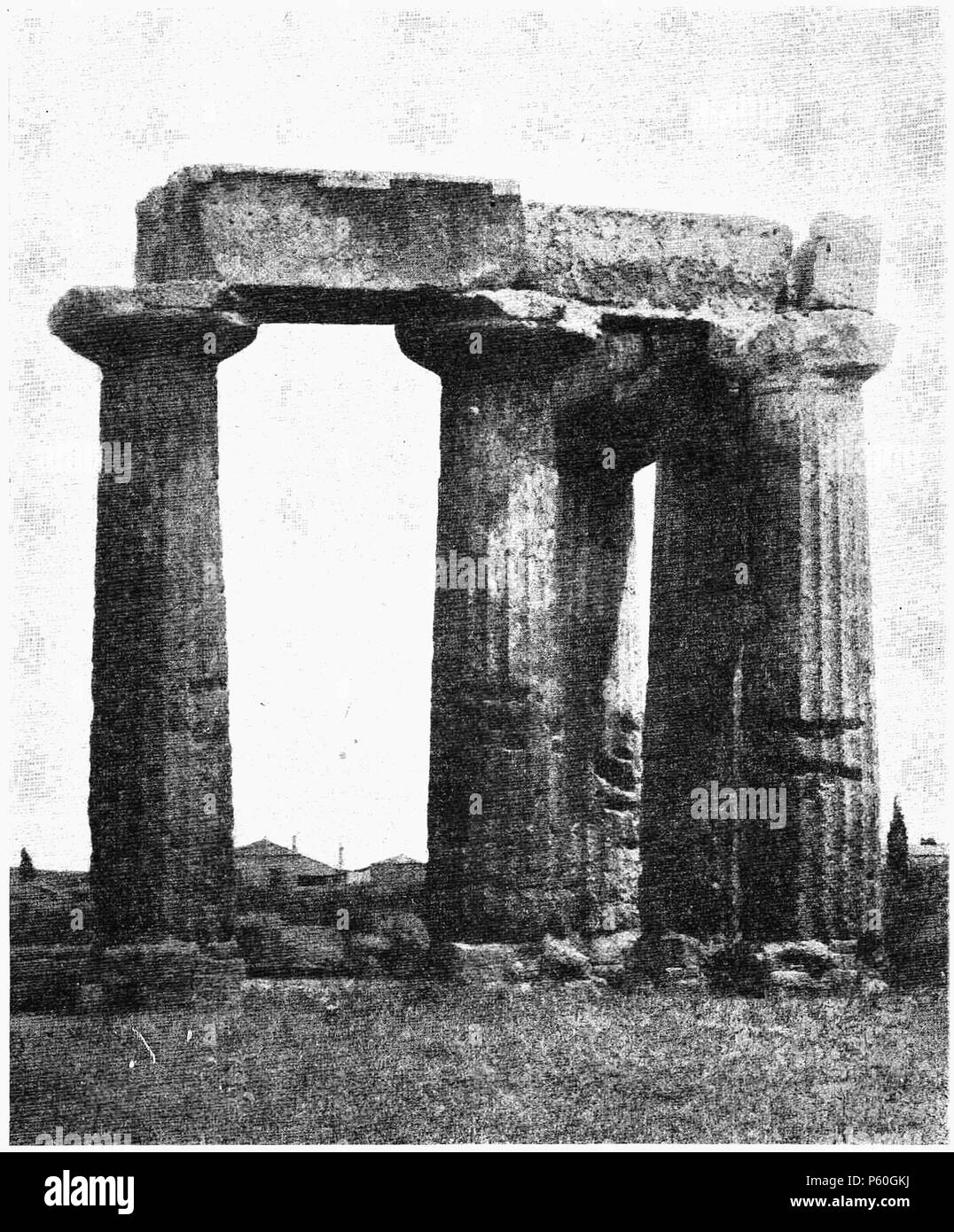 Details corinthian column ancient ruins Black and White Stock Photos ...