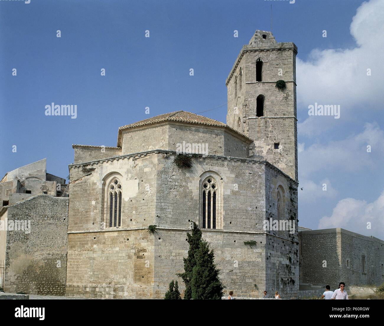ABSIDES DE LA CATEDRAL - S XIV - DEDICADA A SANTA MARIA. Location ...