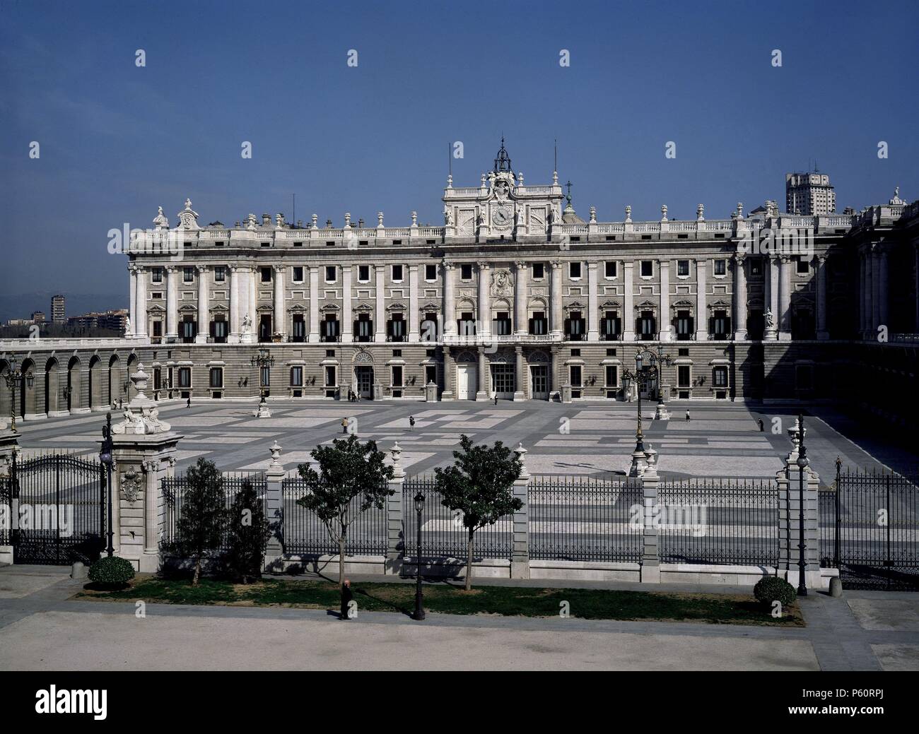 FACHADA AL PATIO DE ARMAS. Author: Giovanni Battista Sacchetti (1690 ...