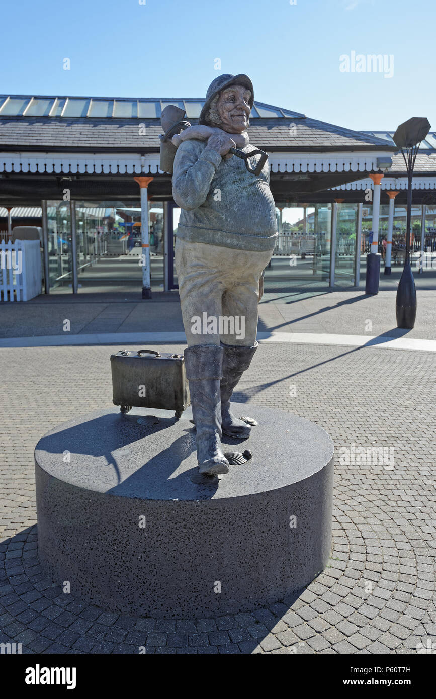 Jolly fisherman statue hi-res stock photography and images - Alamy