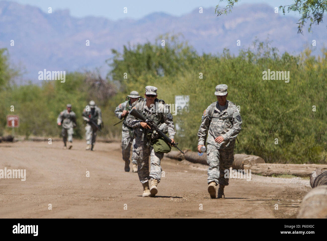 Competitors in the 2016 Arizona Army National Guard Best Warrior ...