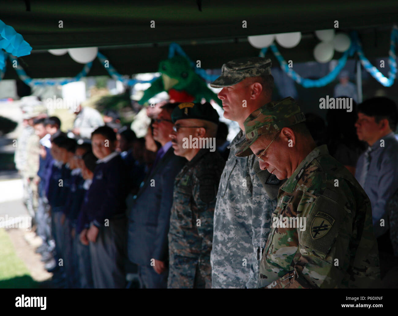 U.S. Army Lt. Col. Darrell Martin of Task Force (TF) Red Wolf and ...