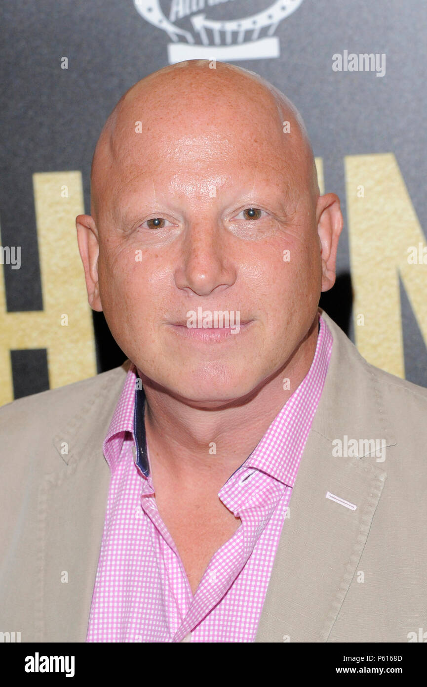 Singer actress whitney houston producer hi-res stock photography and ...