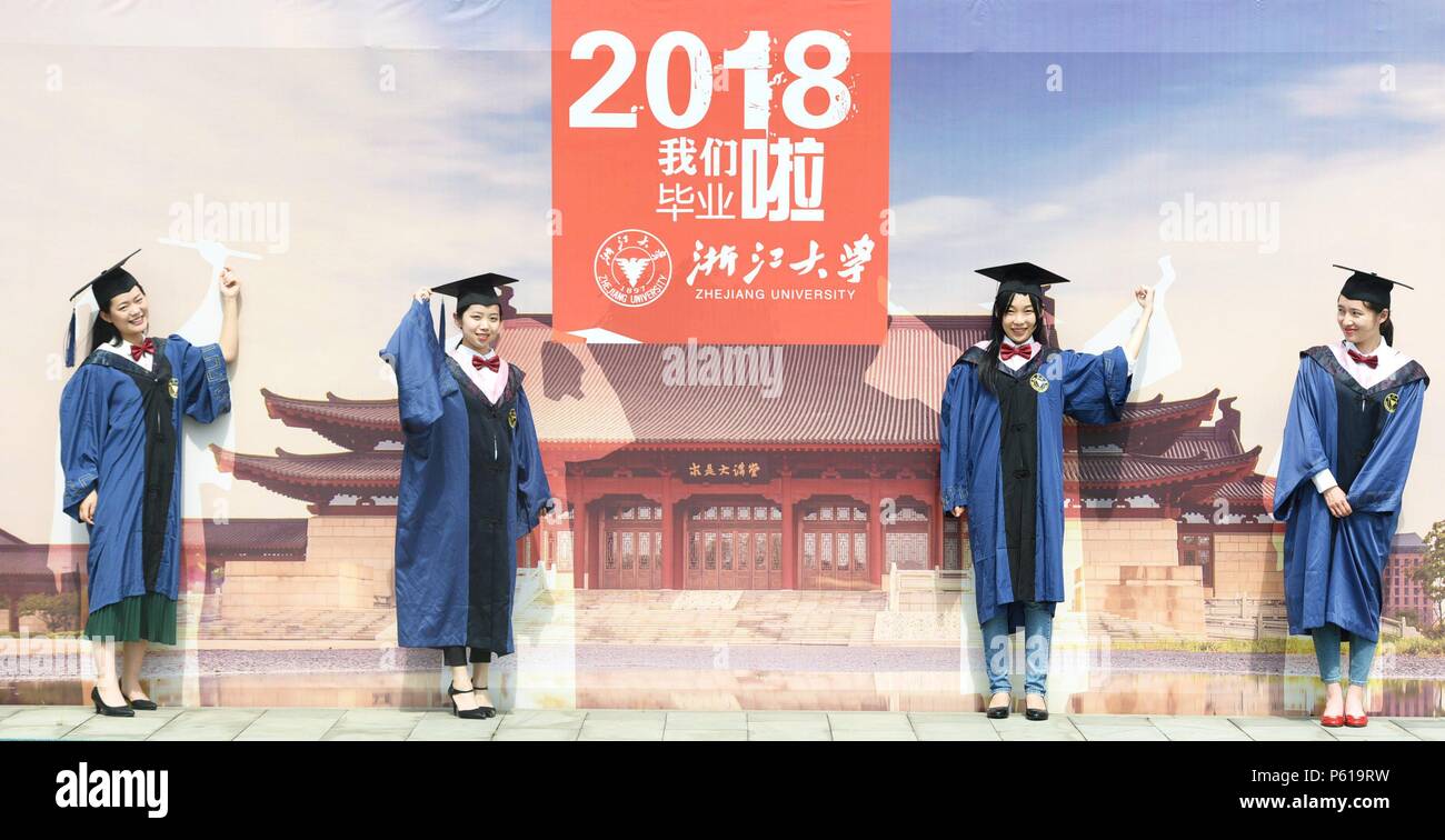 Hangzhou, Zhejiang, China. 28th June 2018.students attending graduation ...