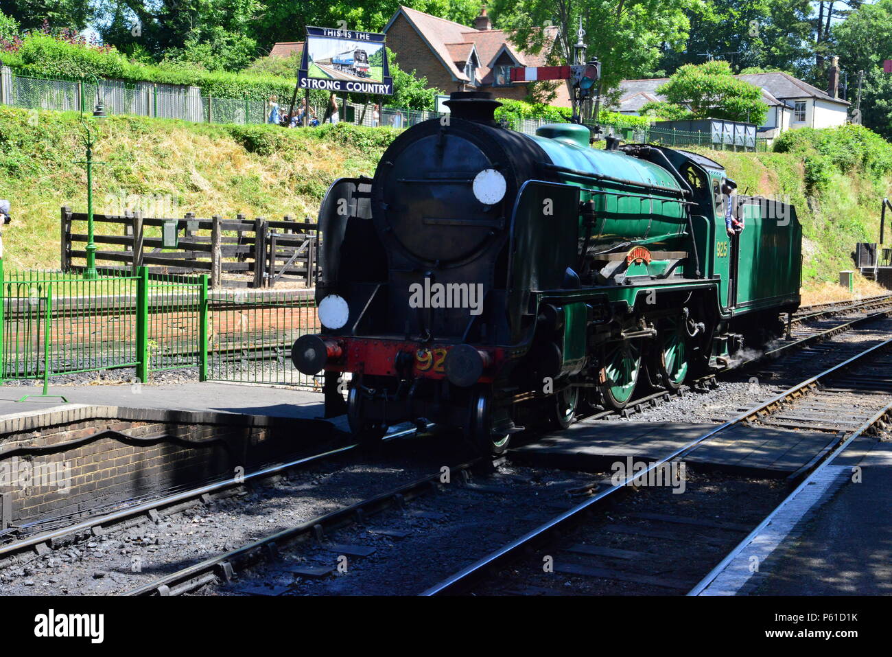 Cheltenham a Schools class steam engine Stock Photo - Alamy