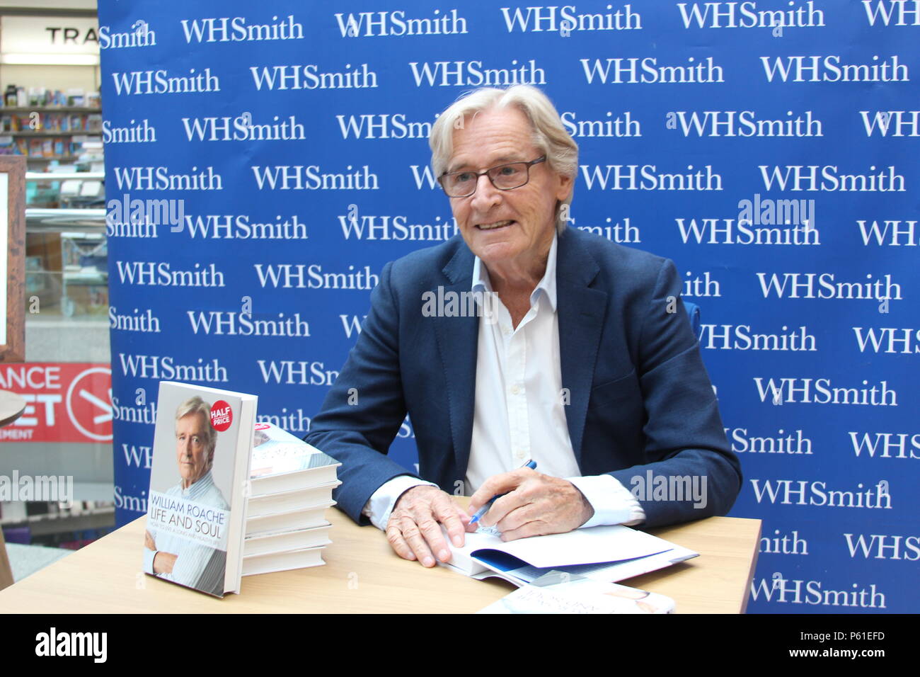 Soapstars hi-res stock photography and images - Alamy