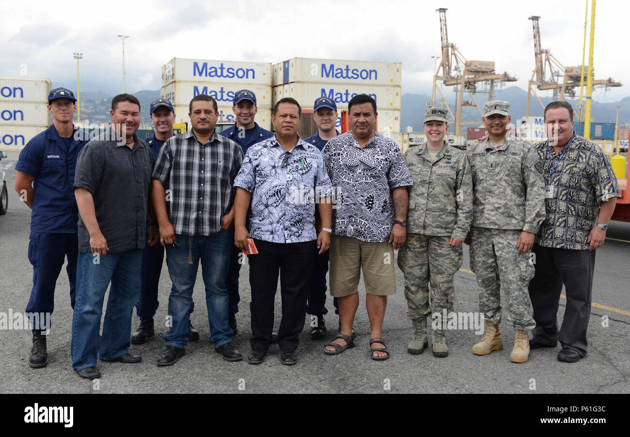 Members of Coast Guard Sector Honolulu, Coast Guard Activities Far East ...