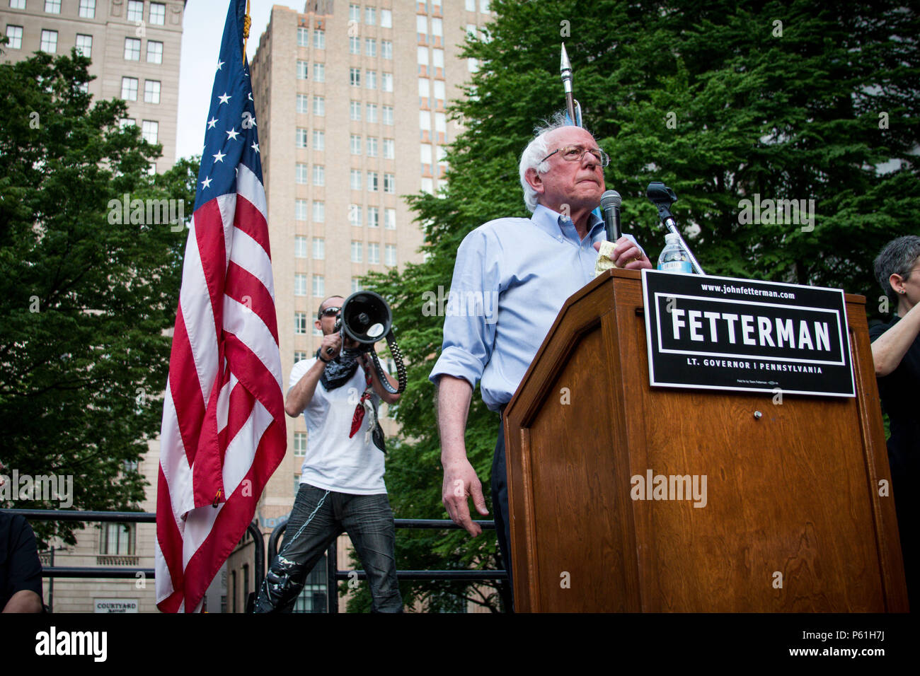 Philadelphia, USA, 4th May, 2018. Senator Bernie Sanders endorses John ...