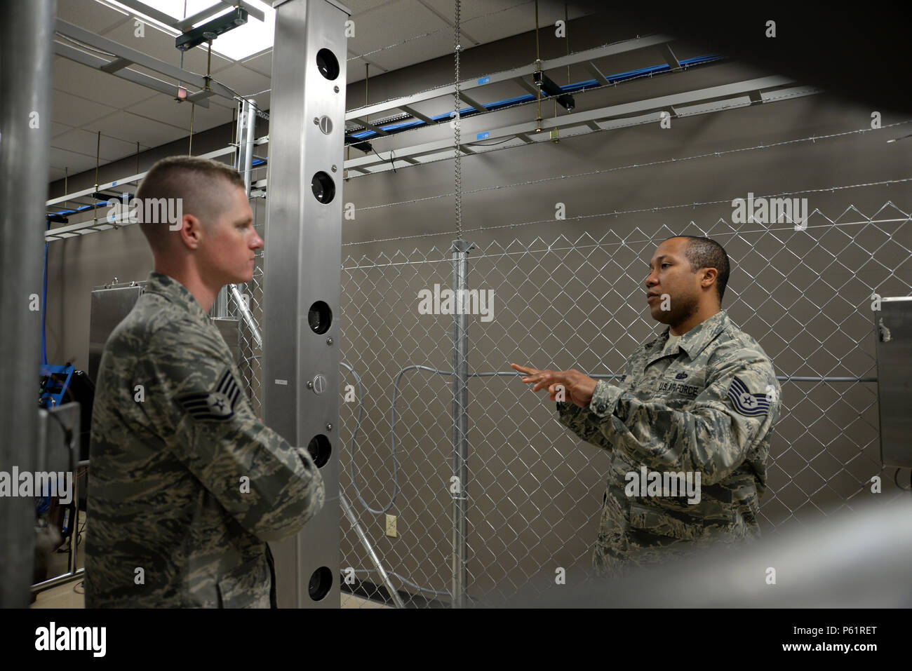 Intrusion detection system hi-res stock photography and images - Alamy