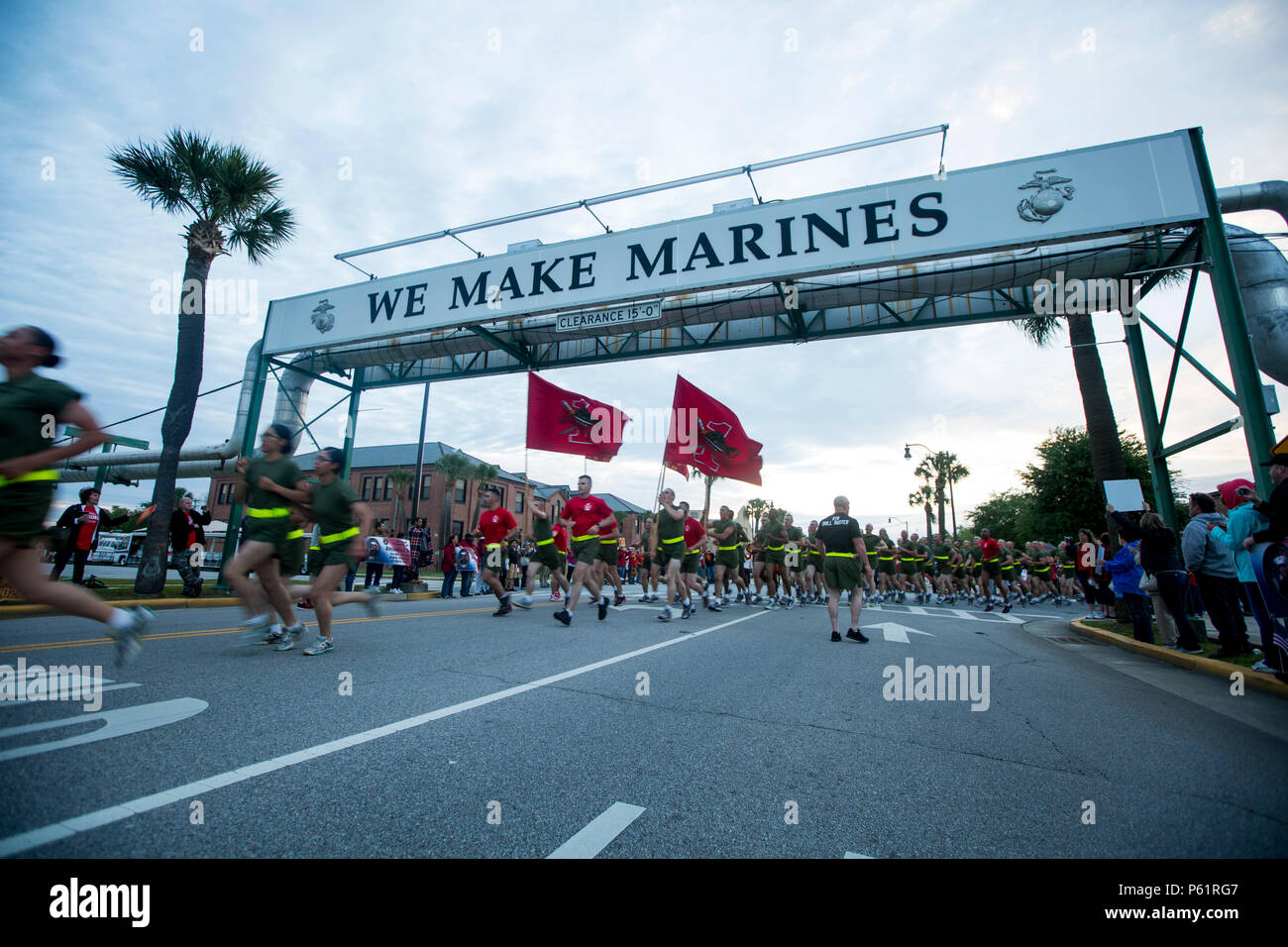 Parris island marine sign hi-res stock photography and images - Alamy