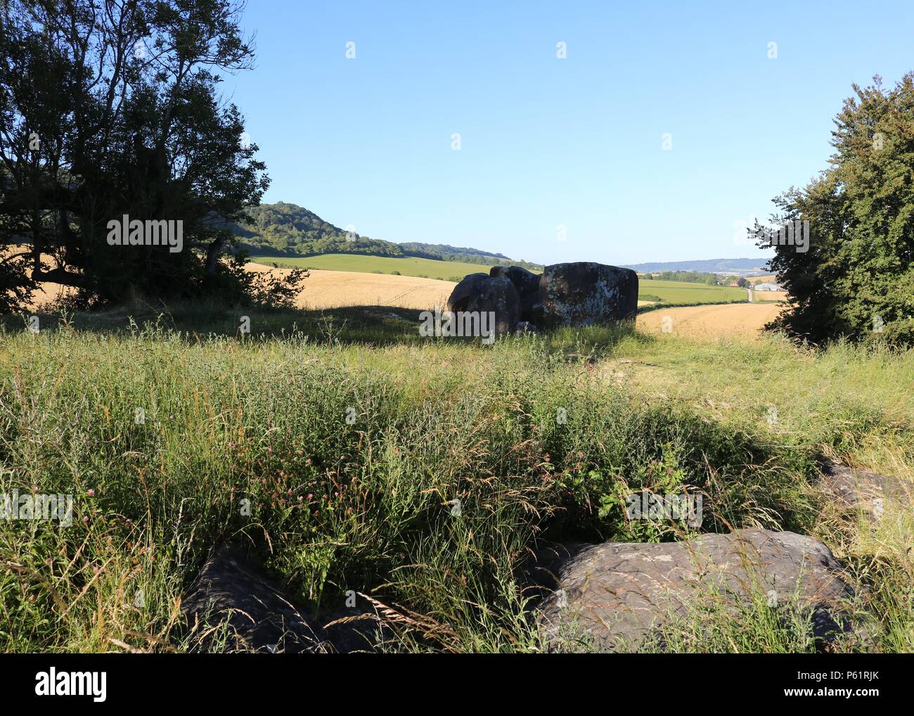 Coldrum Long Barrow , Trottiscliffe , Kent Stock Photo - Alamy