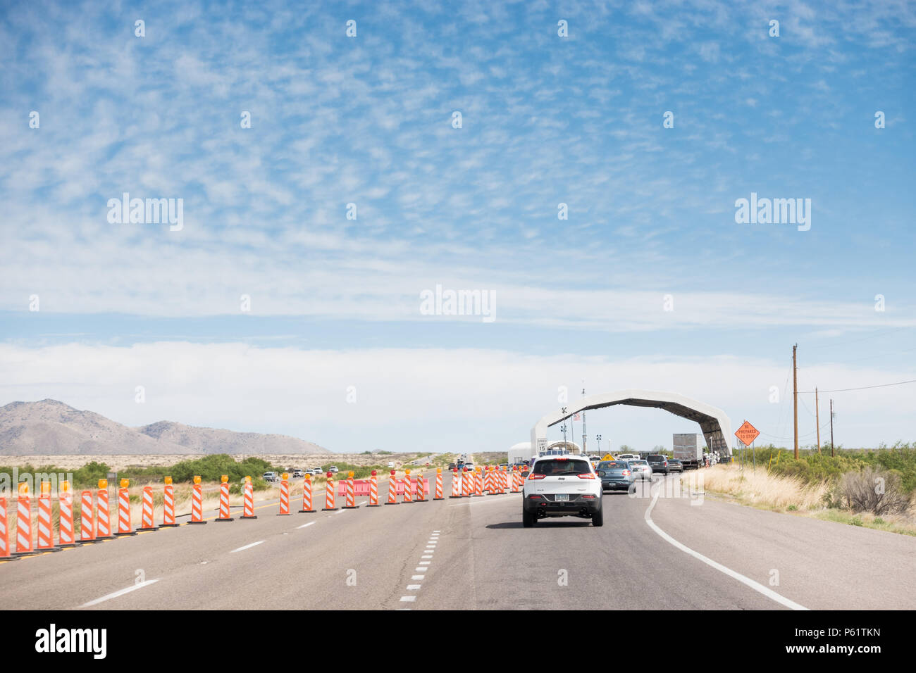Border patrol checkpoint hi-res stock photography and images - Alamy