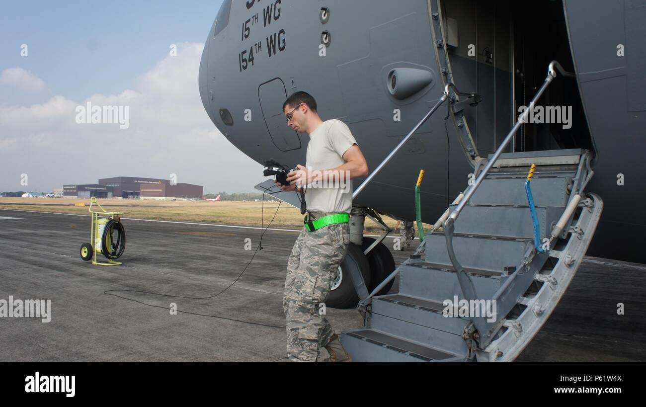 204th air lift squadron hi-res stock photography and images - Alamy