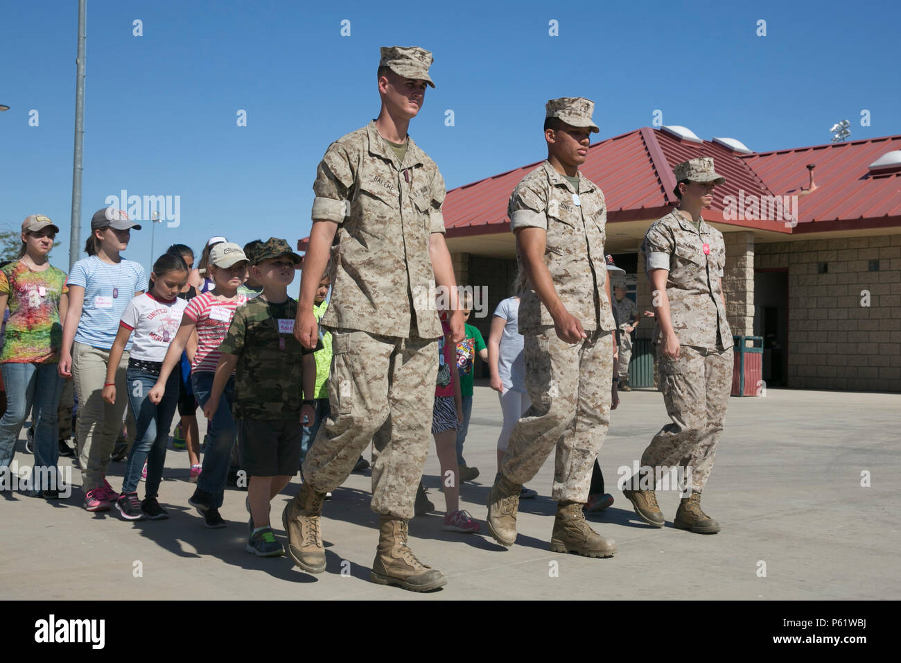 Marine Corps Communication-Electronics School Marines lead Combat ...