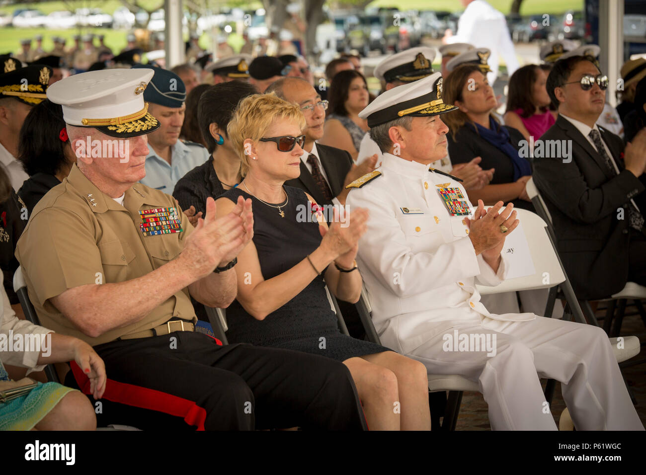 Pacific Command Commander Adm. Harry Harris and U.S. Marine Corps ...