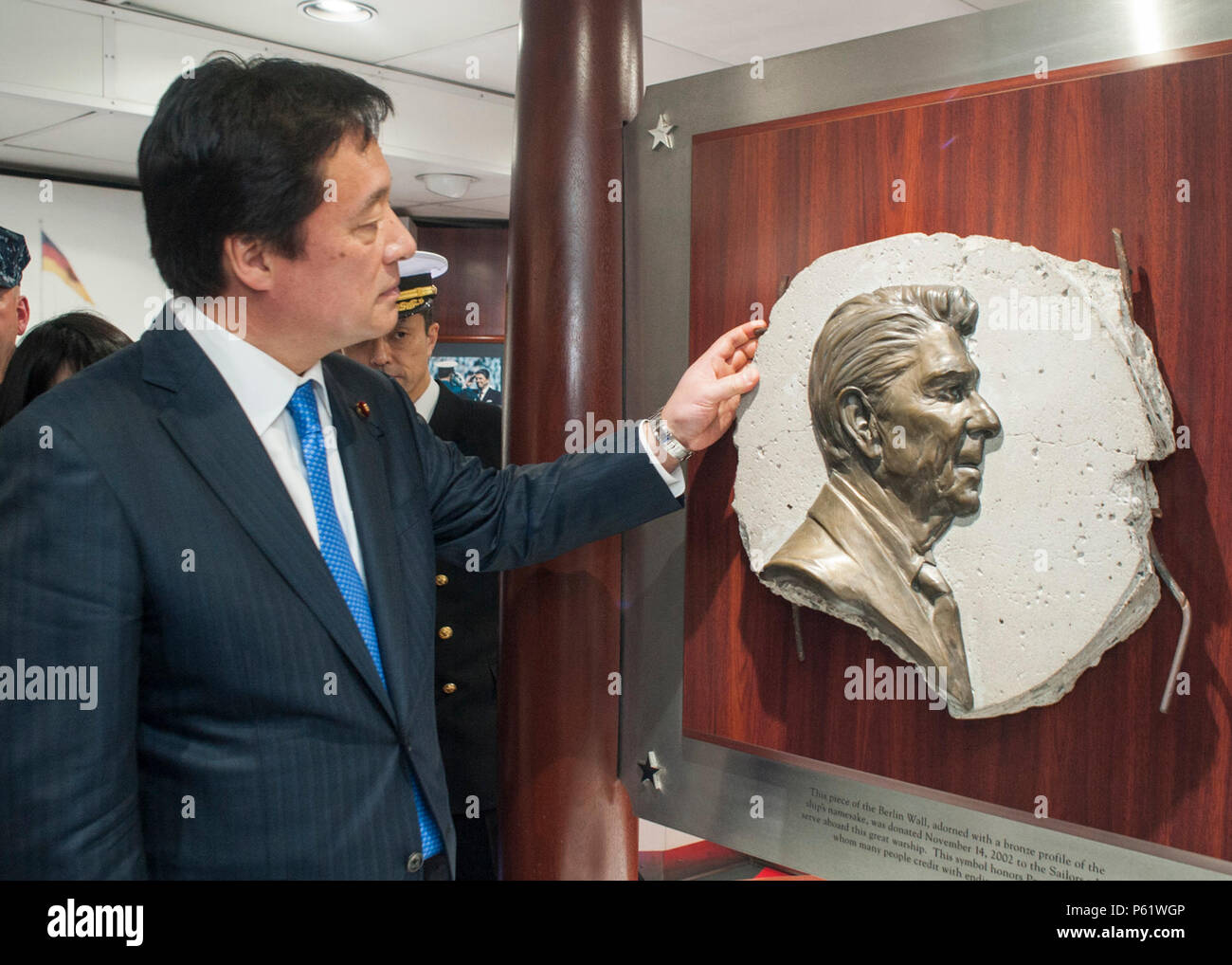 160425-N-NF288-124 YOKOSUKA, Japan (April 25, 2016)Kenji Wakamiya, left ...