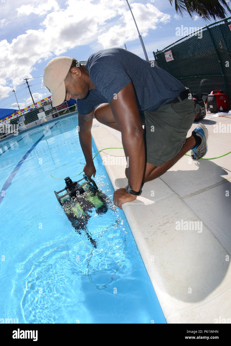 Seabotix remotely operated vehicle hi-res stock photography and images ...