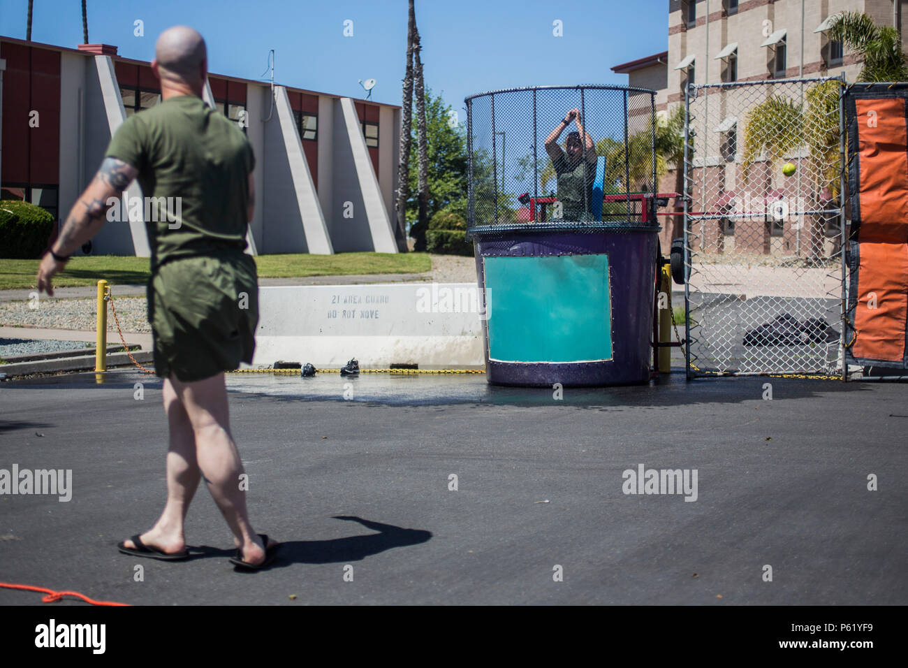 Dunk tank hi-res stock photography and images - Alamy