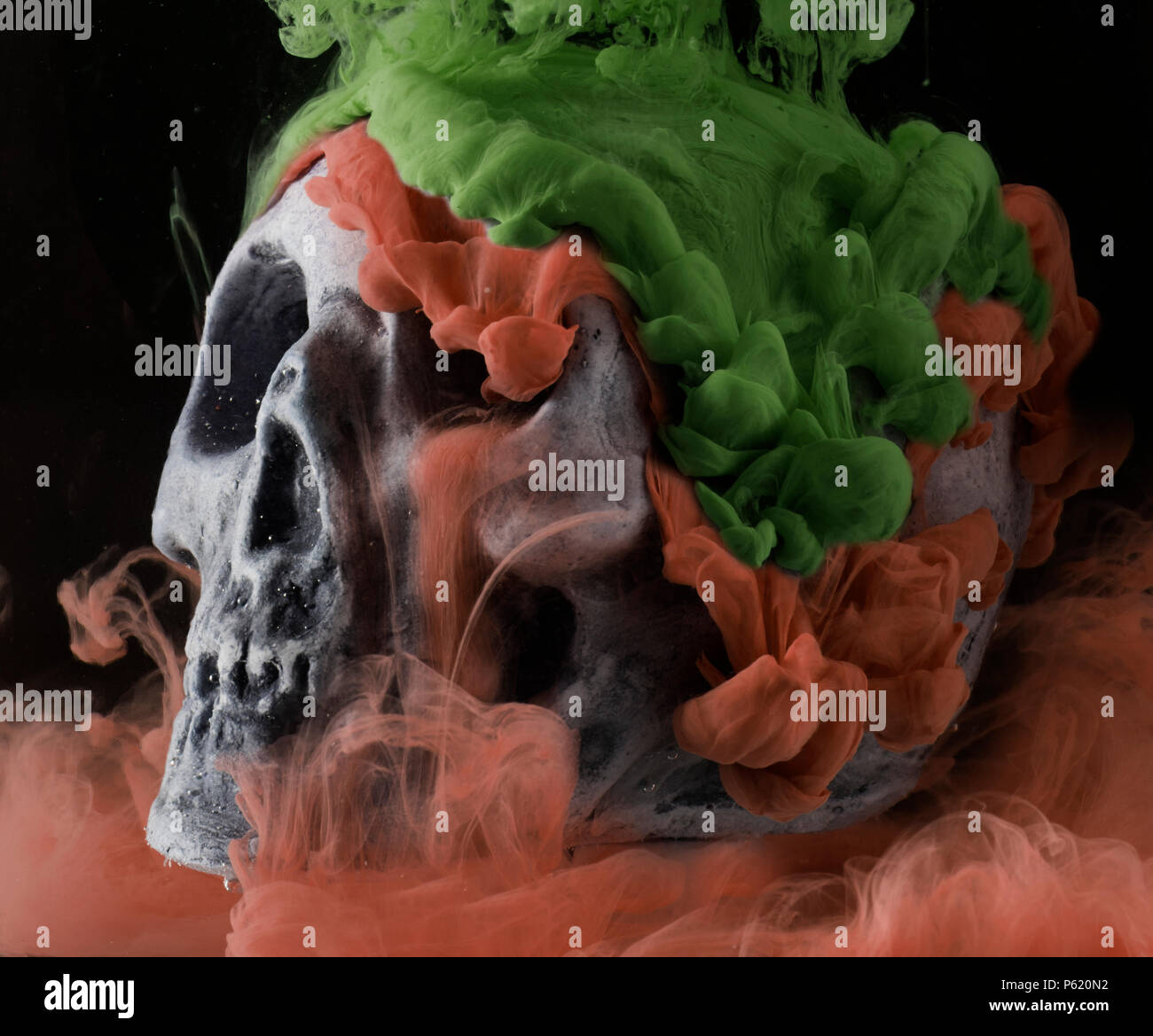 Drug skull hi-res stock photography and images - Alamy