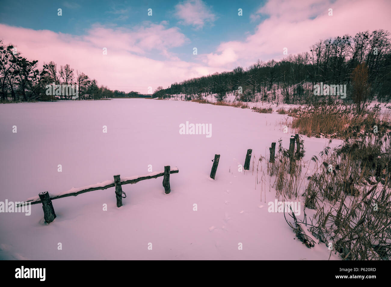 Rural winter landscape hi-res stock photography and images - Alamy