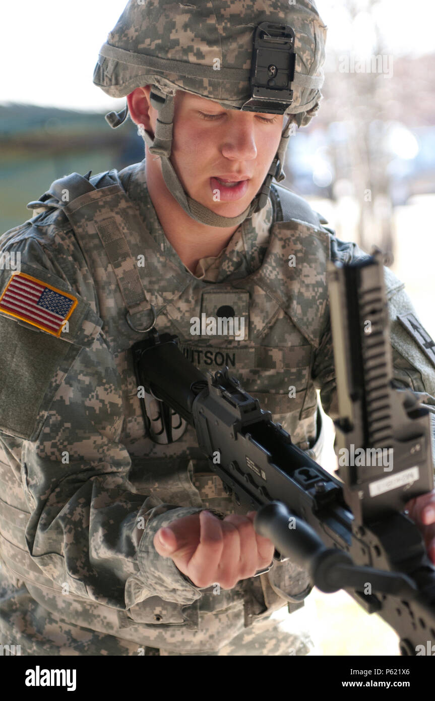 112th machine gun hi-res stock photography and images - Alamy