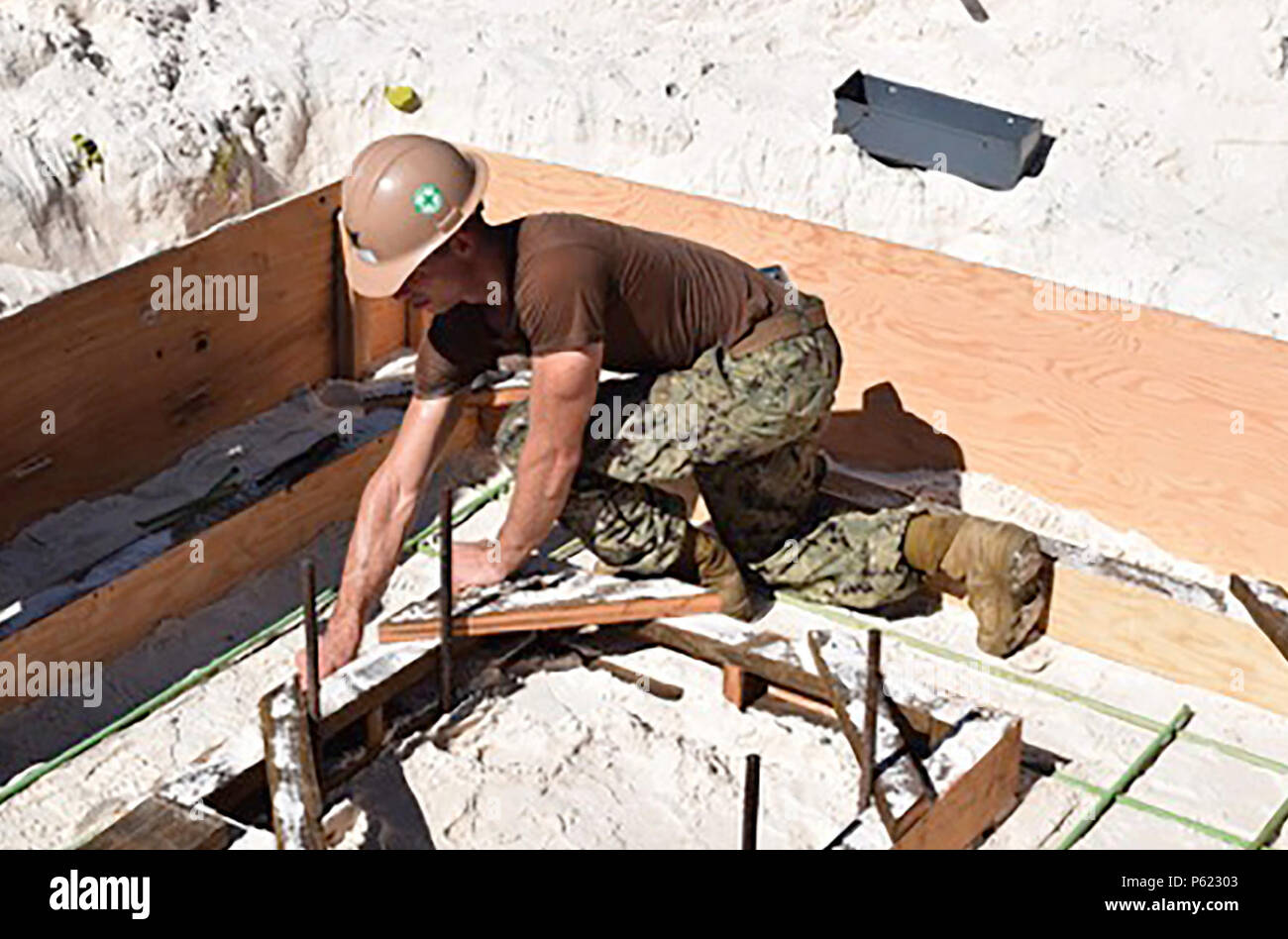 160406-N-NO181-259 DIEGO GARCIA (Apr. 6, 2016) – Builder 3rd Class ...