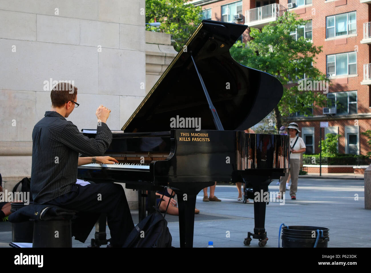 NEW YORK, NY - JULY 2: This Machine Kills Fascists - Col busking by ...