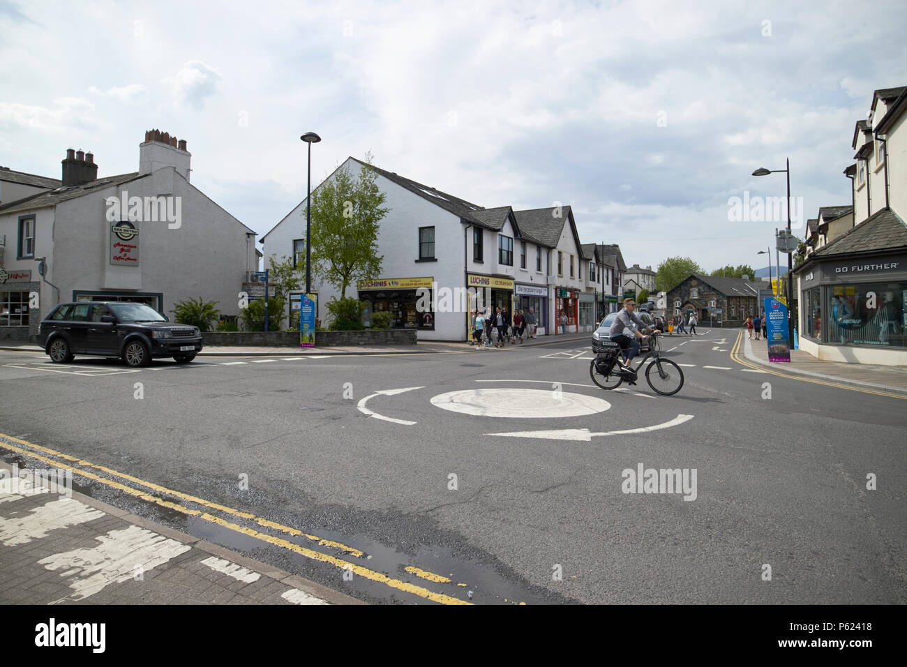 Mini roundabout hi-res stock photography and images - Alamy