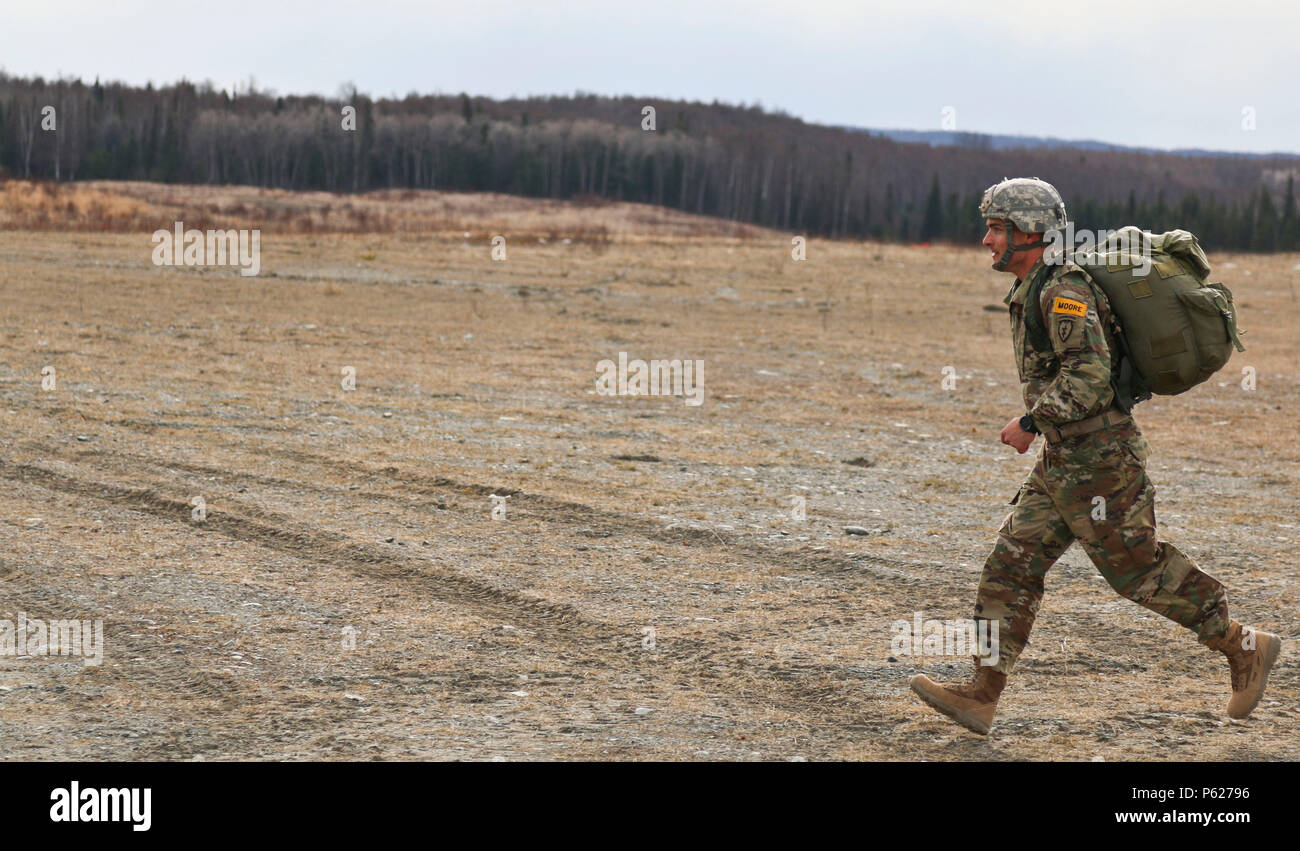Staff Sgt. William Parker with 725th Brigade Support Battalion ...