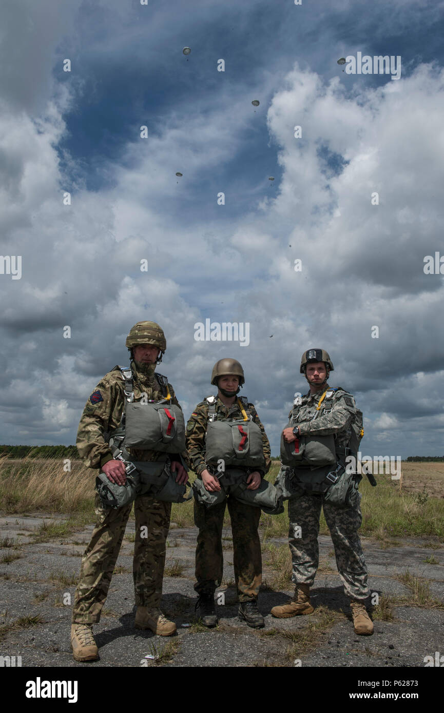 Formation homme hi-res stock photography and images - Alamy