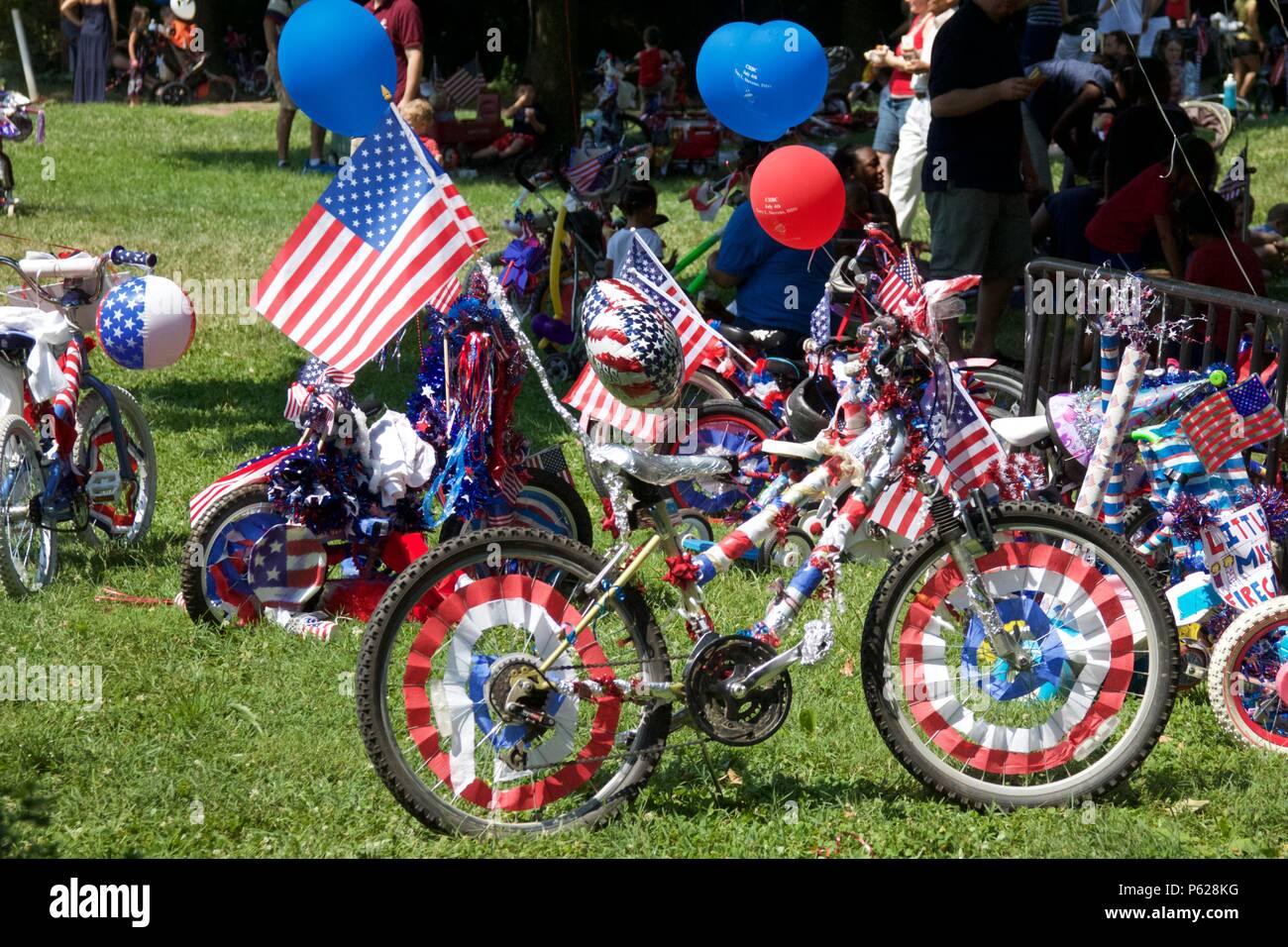 Philadelphia, PA, USA - July 4, 2012: Families celebrate America's ...