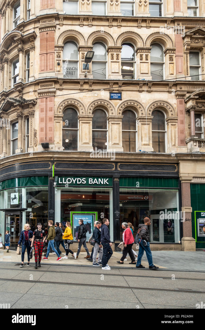 Lloyds bank birmingham england hi-res stock photography and images - Alamy