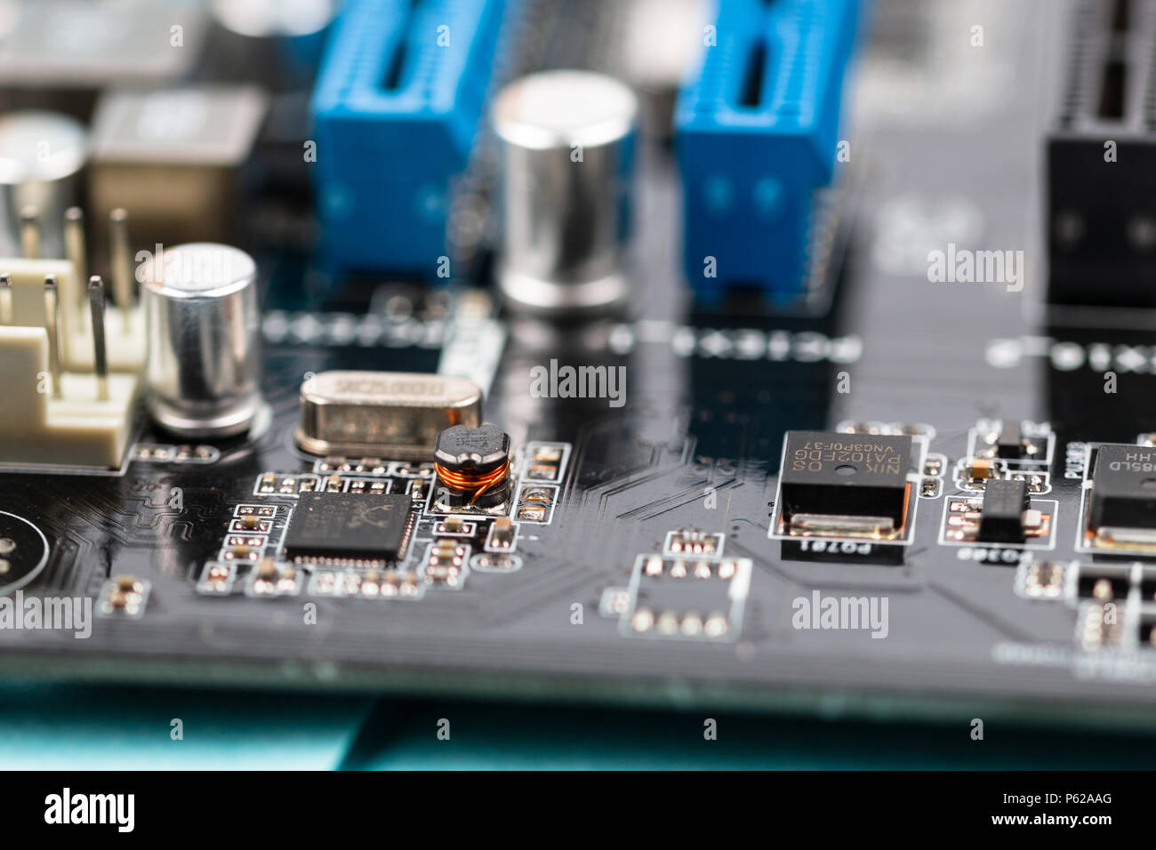 Old motherboard hi-res stock photography and images - Alamy