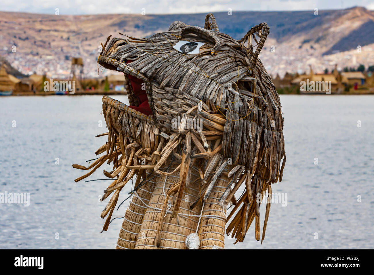 Floating village of Lake Titicaca, Peru Stock Photo - Alamy