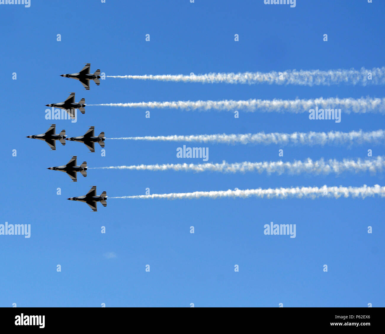 The U.S. Air Force Thunderbirds fly overhead at the 75 Years of ...
