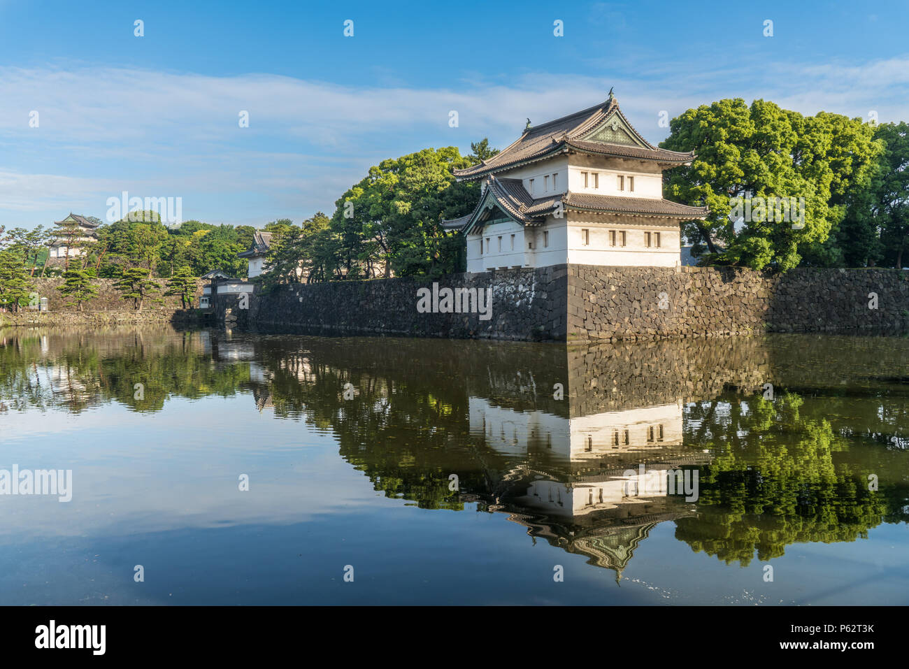 Imperial palace park tokyo hi-res stock photography and images - Alamy