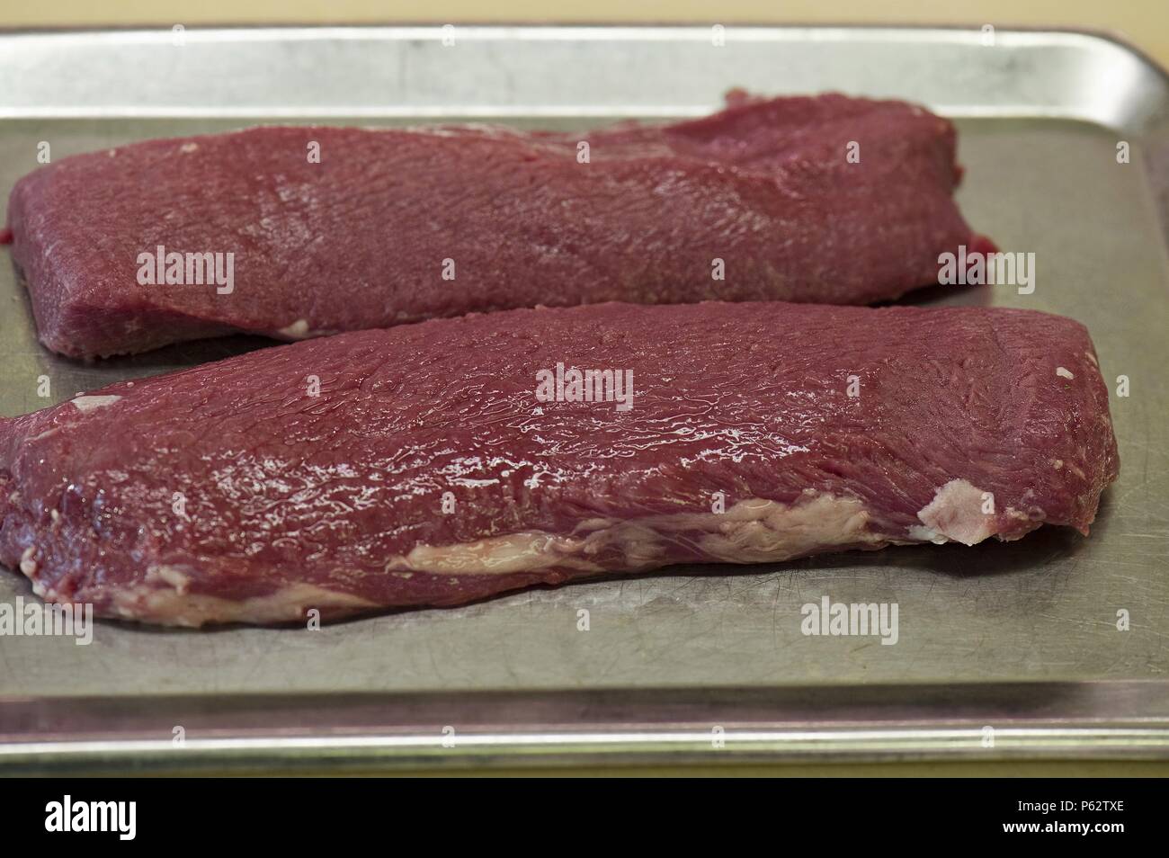 Raw meat for carnivores hi-res stock photography and images - Alamy