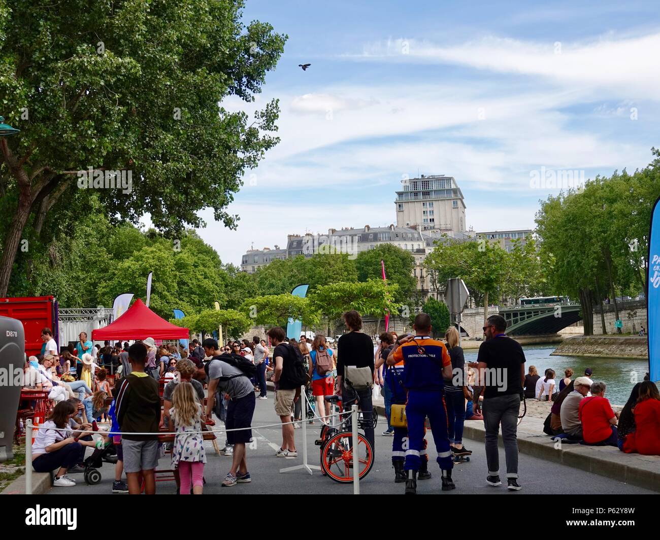 Crowds along the Seine River celebrating Olympic Day on the Right Bank ...