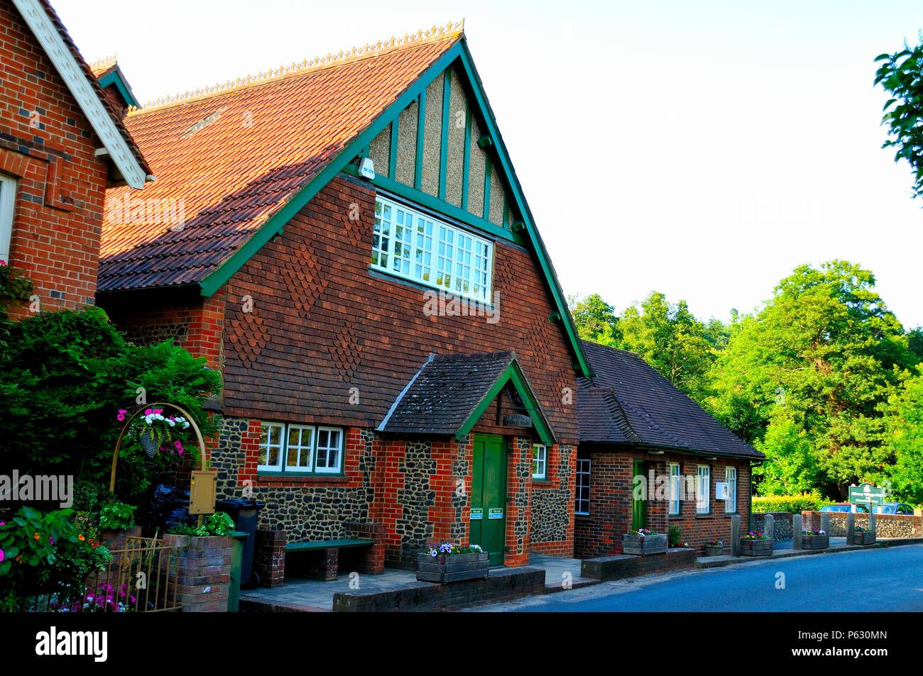 Village hall albury village hi-res stock photography and images - Alamy