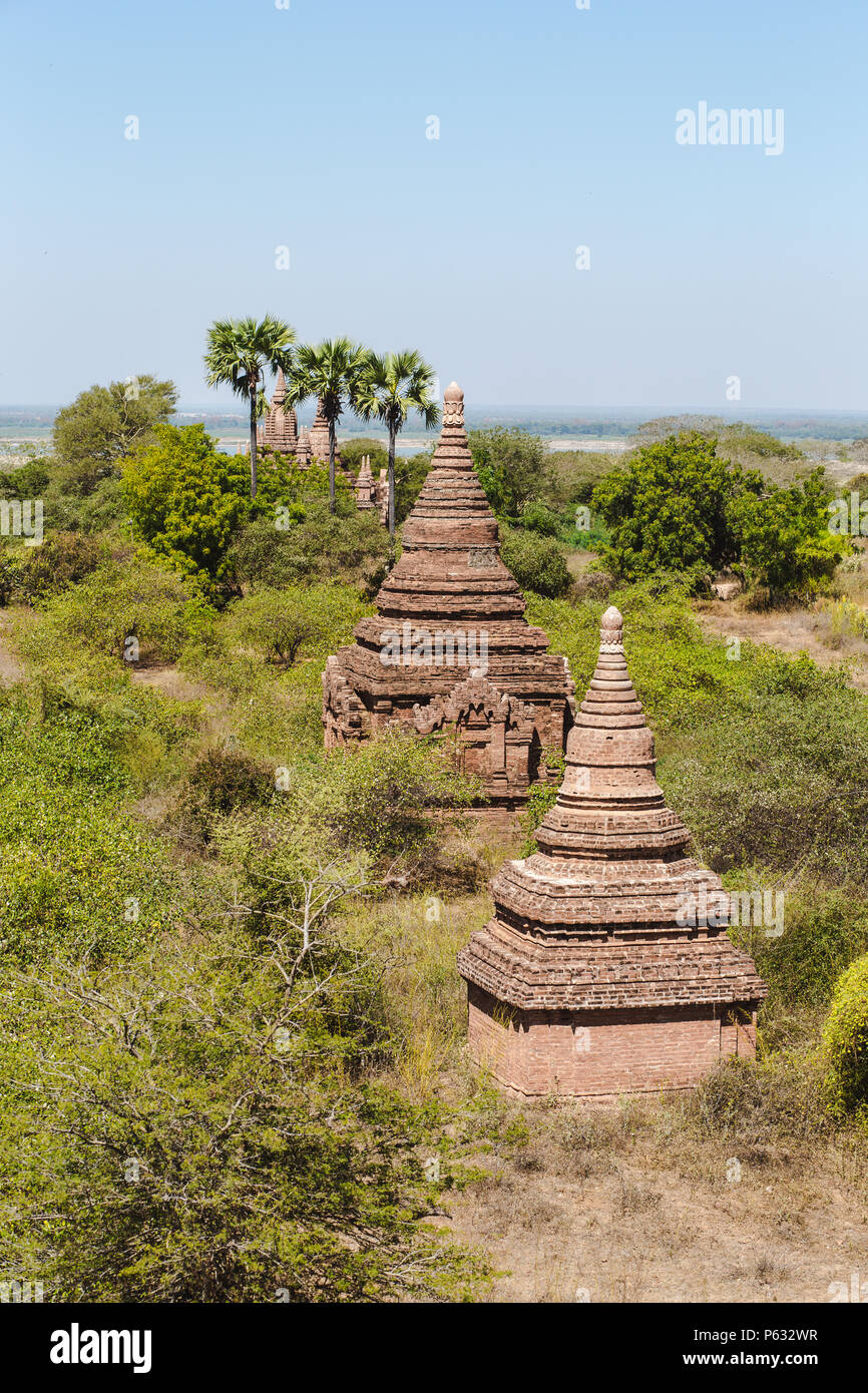 Myanmar monuments hi-res stock photography and images - Alamy