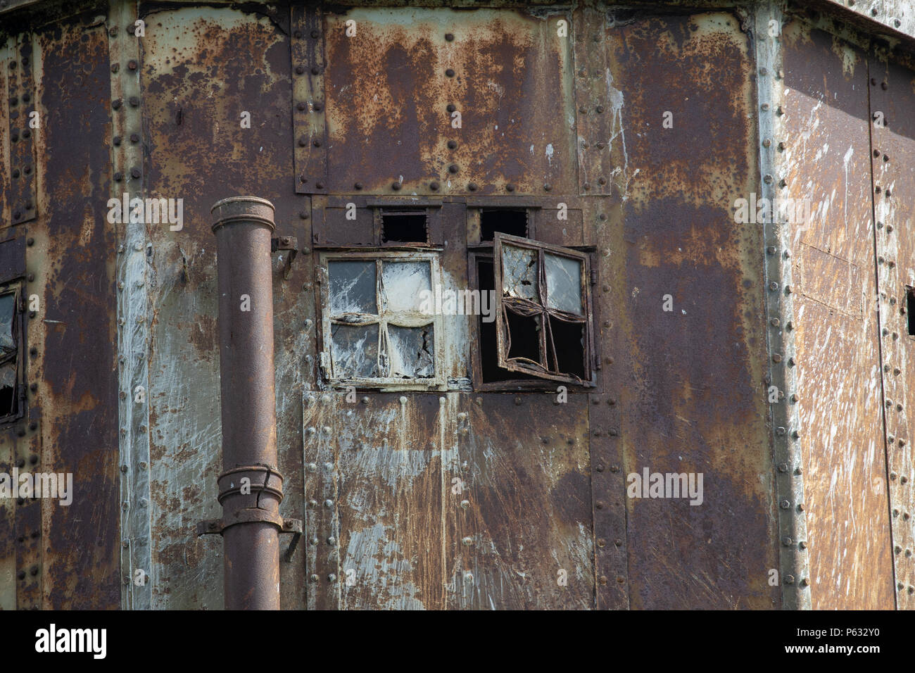 Maunsell Forts - Red Sands sea forts now abandoned, Close up of the ...