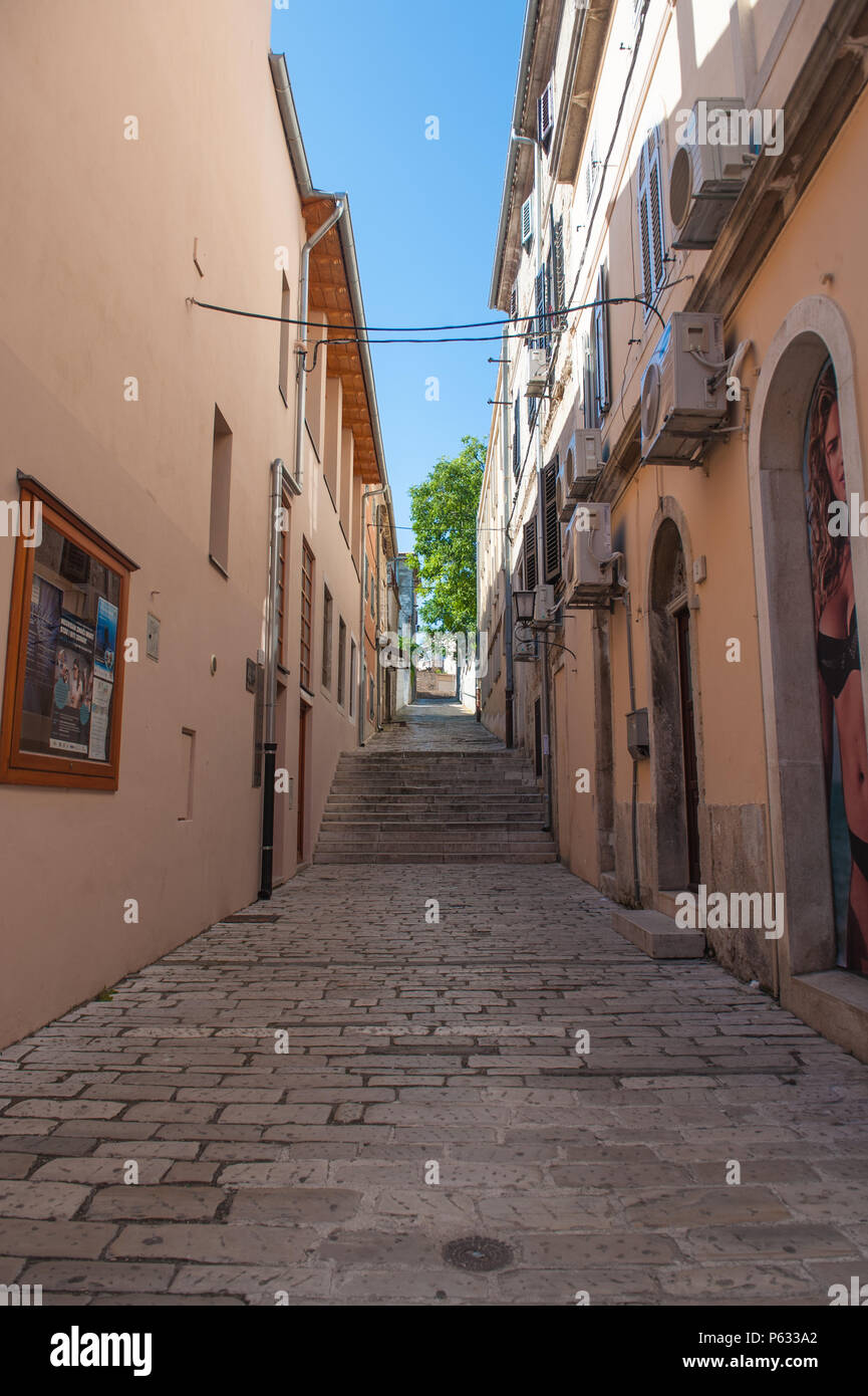 Shuttered windows air conditioning hi-res stock photography and images ...