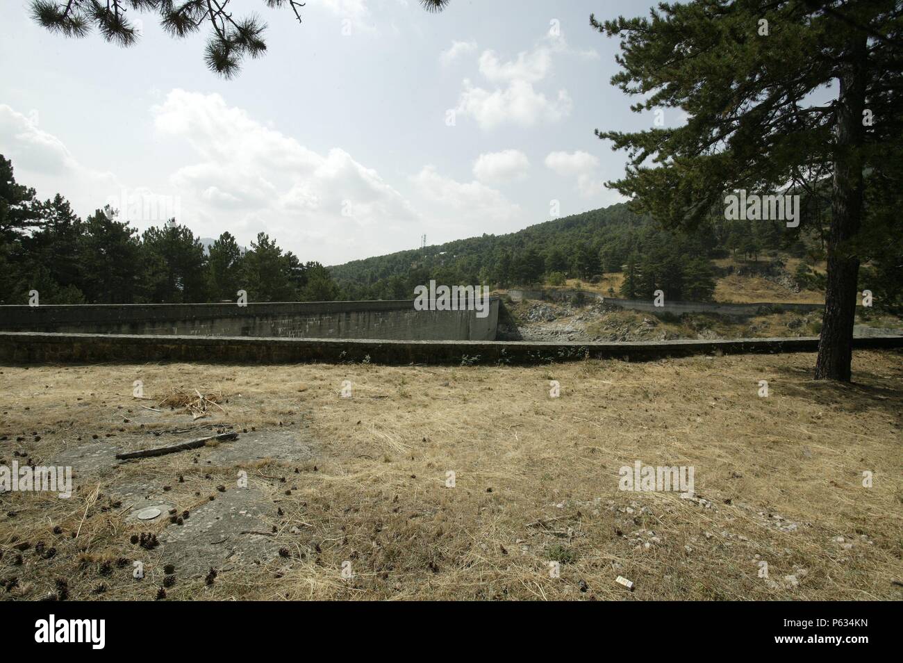 Monte abantos hi-res stock photography and images - Alamy