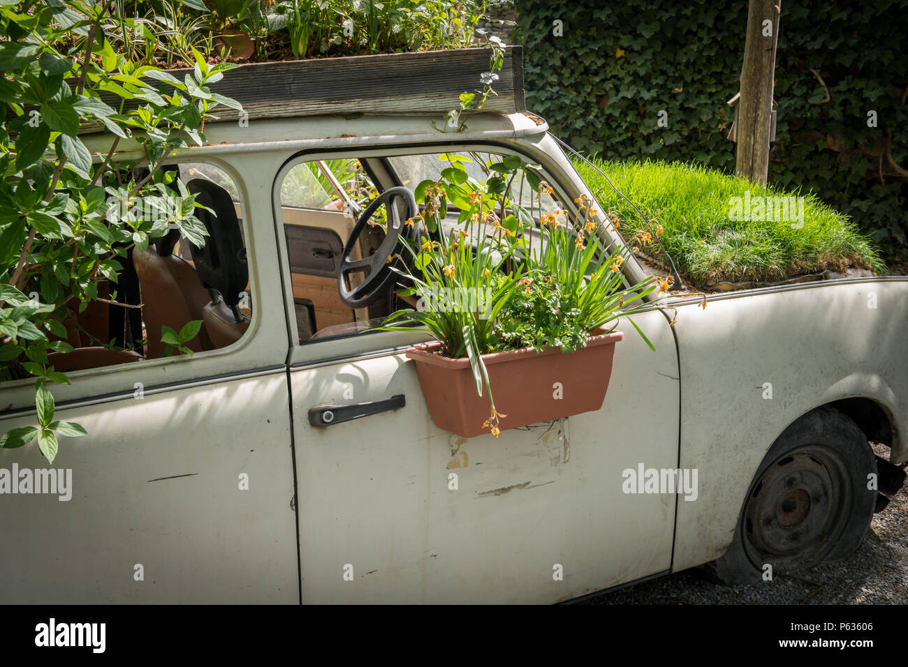 Fancy vehicle hi-res stock photography and images - Alamy